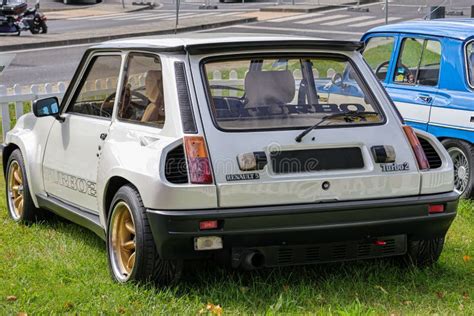 Details Ofthe Back Of White Vintage Historic Renault 5 Turbo 2 Car