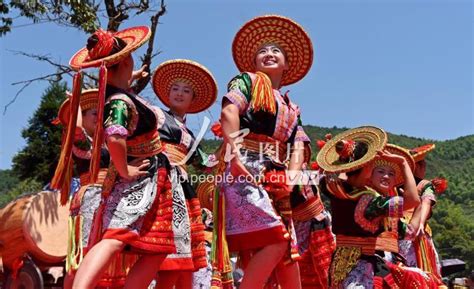 湖南隆回欢度瑶族传统佳节讨僚皈 人民图片网