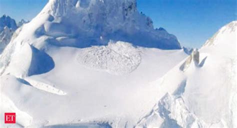 Siachen Avalanche Trapped Soldiers Declared Dead Pm Tweets Condolence