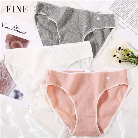 Finetoo Cotton Heart Panties For Women Solid Underpants Breathable