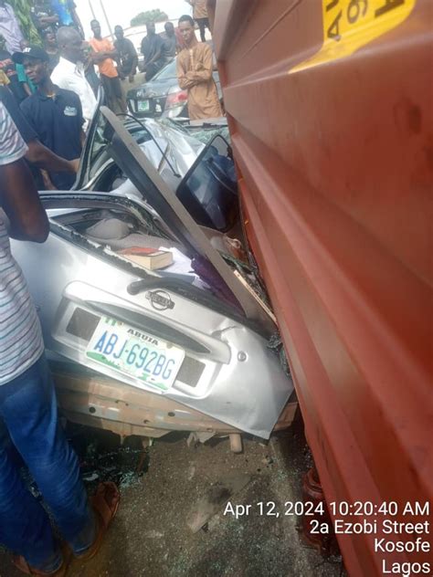 Fatal Accident Falling Container Kills A Woman At Alapere Area Of