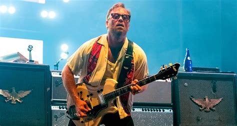 Dan Auerbach Is One Of Ohios Greatest Guitar Players …