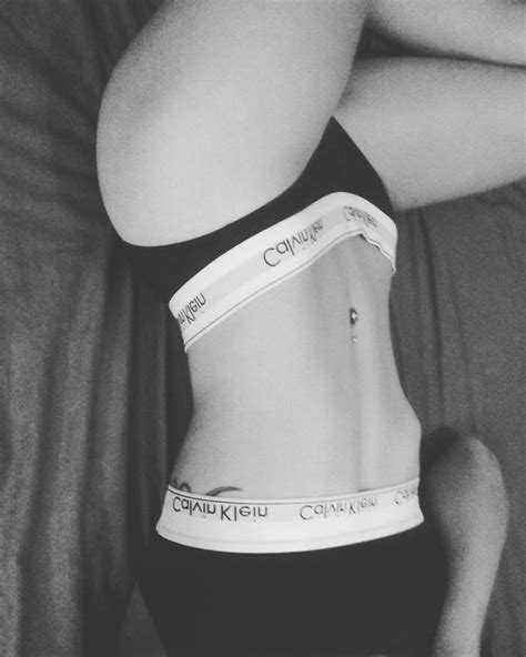 White Waist Abdomen Undergarment Skin Porn Pic Eporner