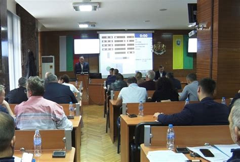 Община Ямбол ще поеме 50 процента от разходите за техническо и енергийно обследване на