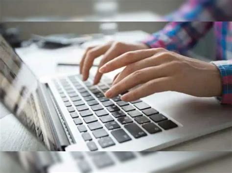 काम की बात भूल गए हैं अपना Uan नंबर तो टेंशन की कोई बात नहीं इन तीन तरीकों से पता चल जाएगा