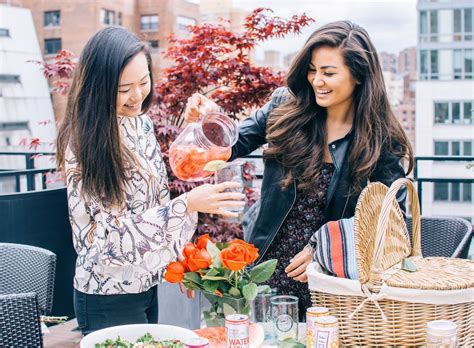 PICNIC RECIPE PAIRINGS WITH SMIRNOFF SPIKED SPARKLING SELTZER With