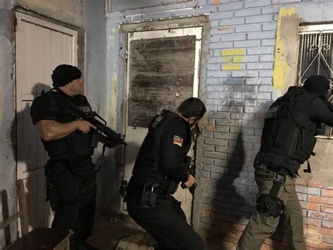 G1 Polícia desarticula quadrilha que roubava móveis e