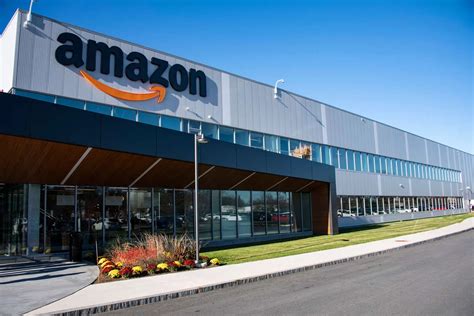 TECHSHOTS Amazon Trials AI Powered Audio Summaries On Product Pages To Enhance Shopping Experience