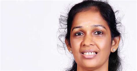 රියඅනතුරකට ලක් වූ හිටපු රාජ්‍ය ඇමැතිනී විජයකලා රෝහල් ගතකරයි Lanka