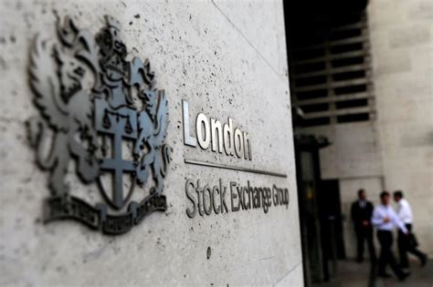 الأسهم الأوروبية تتراجع والأسواق تترقب إجراءات البنوك لكبح التضخم