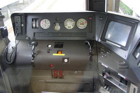 223系5000系一般形電車 日本の旅鉄道見聞録