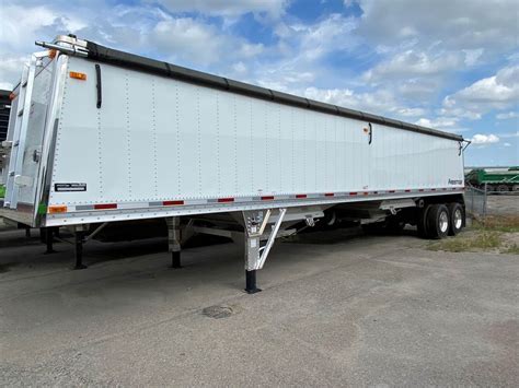 2024 PRESTIGE HOPPER Hopper Grain Trailer For Sale Fargo ND