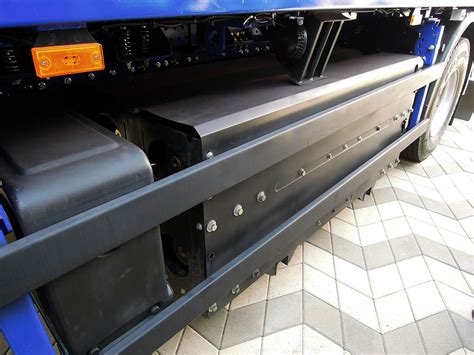 Обновленный газовый мусоровоз МАЗ