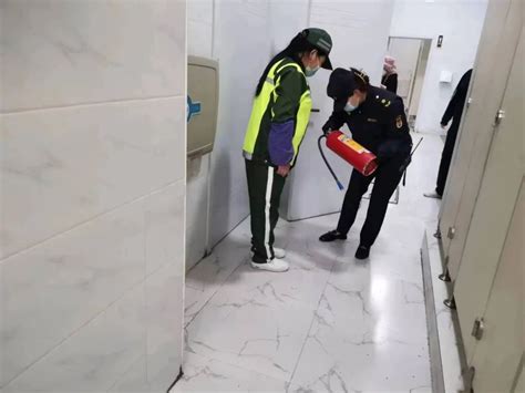 您发现了吗？我们的城市公厕悄悄“变了样”澎湃号·政务澎湃新闻 The Paper