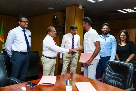 අමාත්‍යංශය ශ්‍රී ලංකා ක්‍රිකට් සහ යුපුන් අතර ඩොලර් ලක්ෂයක බැදීමක් Lnw