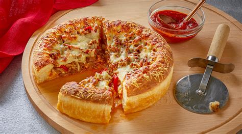 Hot Sausage Deep Dish Pizza Wisconsin Cheese