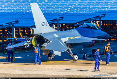 鳳展專案f 16ambm全數交機 福爾摩沙航空與軍事影像通訊社