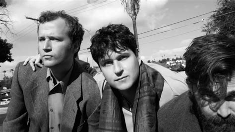 ‘vampire Weekend Transmitirá Concierto Durante El Eclipse Solar Total