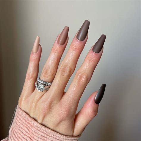 Instant Luxury Acrylic Press On Nails Earthy Multi Player Medium Cof