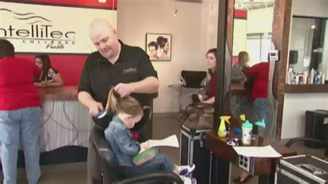Single Dad Creates Salon Worthy Braids For Daughter Cnn
