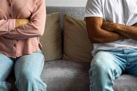 Crisis Discernment Vs Traditional Couples Therapy Whats The