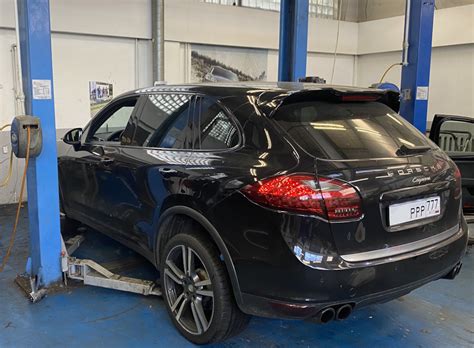 14 Замена тормозных дисков и колодок — Porsche Cayenne 2g 3 л 2012 года плановое ТО Drive2