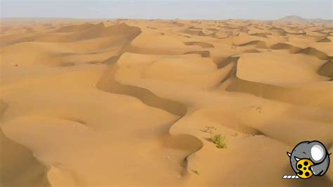 کویر ریگ جن زیبا فیلو