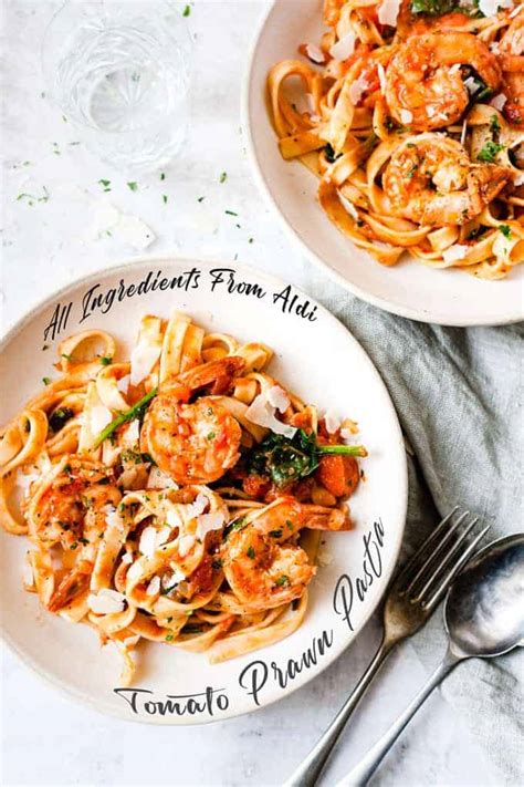 Easy Tomato Spinach Prawn Pasta Recipe Savvy Bites