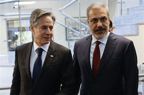 Erdogan esnoba Blinken e visita de secretário de Estado dos EUA