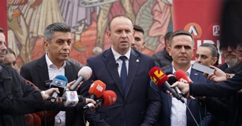 Касами Меџити и Гаши ја напуштија лидерската средба