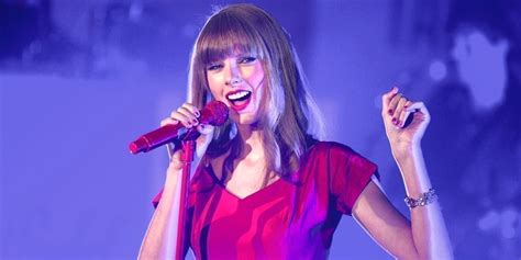 Watch Out Swifties Taylor Swift Announced The Release Of A New Single Youbeauty