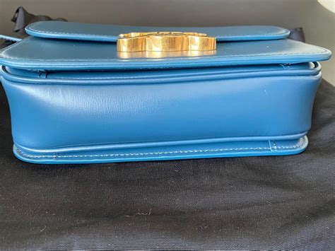 Celine Teen Triomphe Bag 女裝 手袋及銀包 單肩包 Carousell
