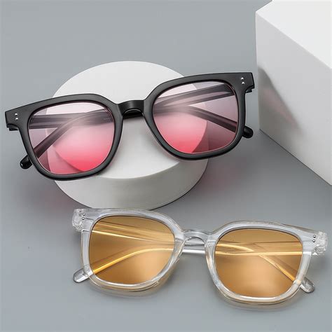 Uv400 Gafas De Sol Protectoras Para Mujerhombrelentes A La Moda