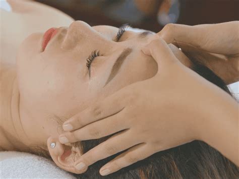 The Ultimate Guide To Head Massage Techniques Benefits And Tips