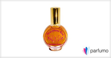 Amorphous Kiss By Stardust And Stems Reviews And Perfume Facts