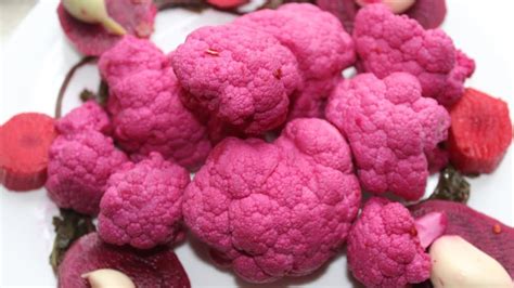 ყვავილოვანი კომბოსტოს მწნილი ჭარხლით მარტივი რეცეპტი Рассол из цветной капусты Youtube