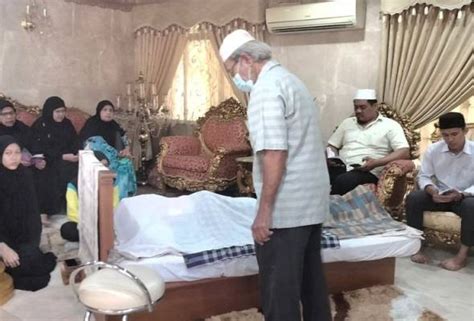 Carian Mengenai Topik Isteri Bekas Mb Astro Awani