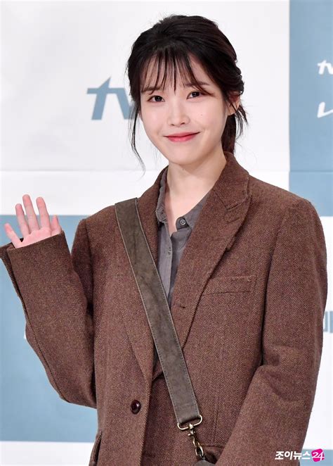 조이hd 아이유 이지안 웃은 모습 처음이야