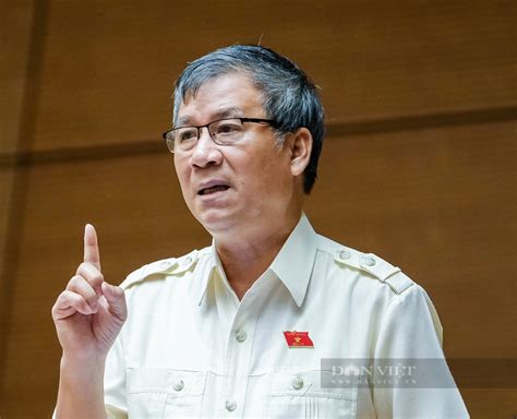 GS AHLĐ Nguyễn Anh Trí Logo rắn ngậm phong bì không chỉ dụng ý xúc phạm ngành y