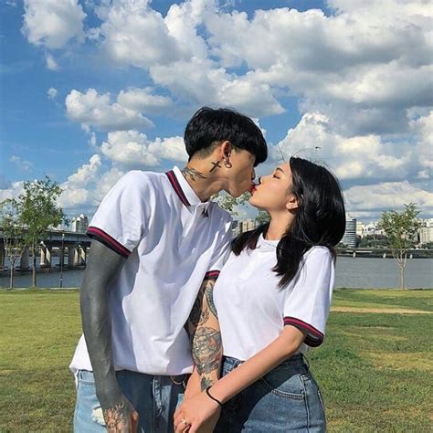 Time For Kisses 😘😚 © Credits To Owner 🔥 Follow Koreancouplle For More