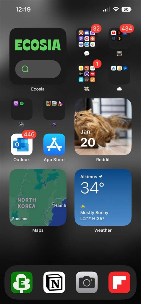 how to fix this white screen flickering r ios