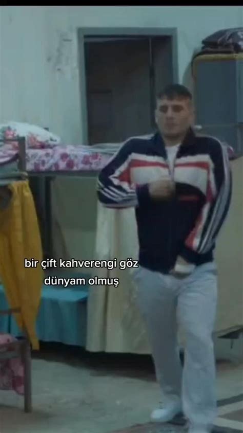 𝐔𝐌𝐔𝐓 adlı kullanıcının Sizin Pinleriniz panosundaki Pin Edebiyat