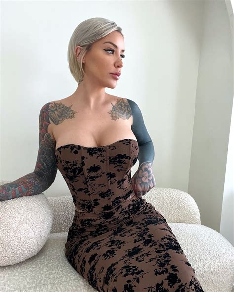 𝕷𝖆𝖚𝖗𝖊𝖓𝖈𝖊 Lolobe4 • Instagram Photos And Videos