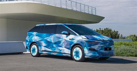 The New Xpeng X9 Is Proof That Mpvs Are Not Dead Yet Autoevolution