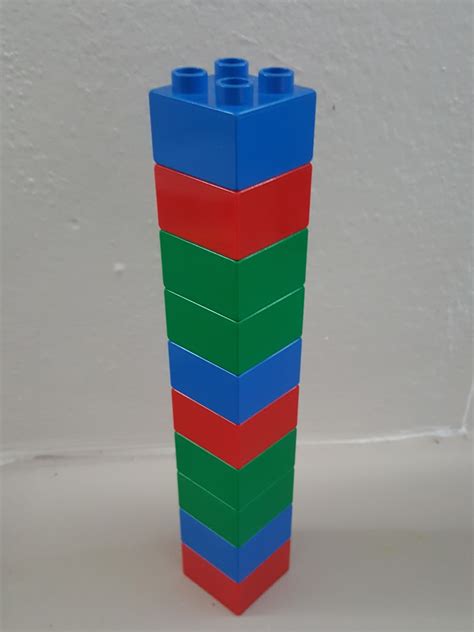 Art Building Patterns With Duplo Blocks
