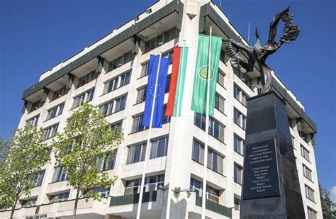 Сигнал за бомба и в Търговската гимназия в Стара Загора