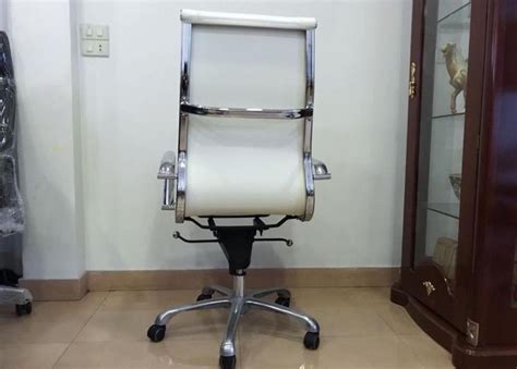 เก้าสำนักงานสีขาว Ennxo