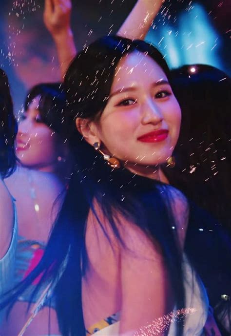 Twice Mv Alcohol Free Tzuyu Chaeyoung Dahyun Jihyo Mina Sana