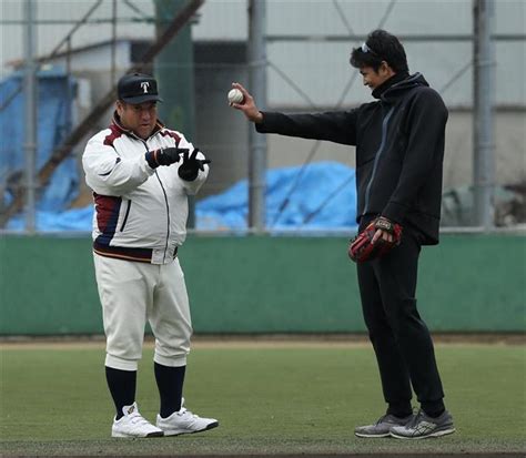 阪神・藤浪晋太郎「勝負の年」 母校大阪桐蔭高で練習公開 読んで見フォト 産経フォト