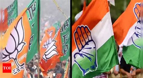 Karnataka Bjp Congress Lock Horns Over Govt Students Free Shoes